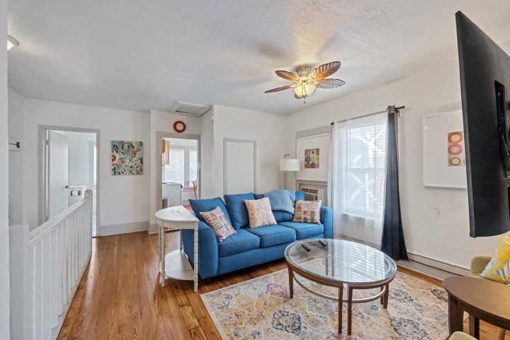 The Tarpon Loft Chic 1br In Historic Downtown - Tarpon Springs, FL