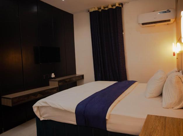Maxbliss Optimum Royal Hotel - Benin City