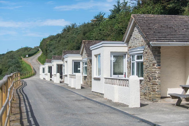 Waney Edge 6 | 2 Bed Chalet Sleeps 6 (Pet Friendly) - Barnstaple