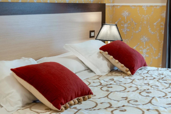 Hotel De La Ville Relais - Fiumicino