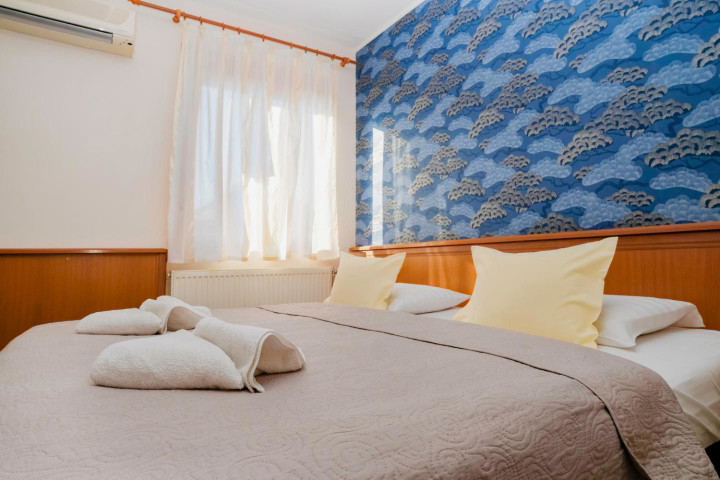 König Hotel - Pécs