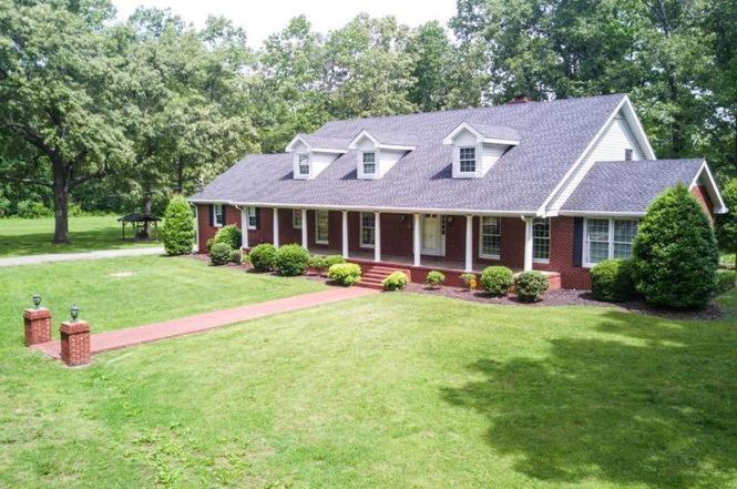 Cedar Grove Inn - Lebanon, TN