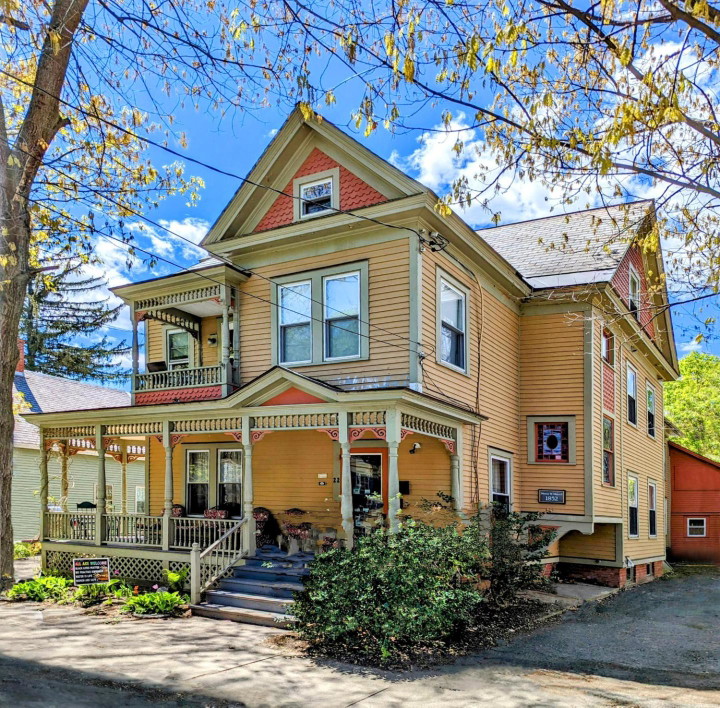 Blooming Inn Shelburne Falls - Greenfield, MA
