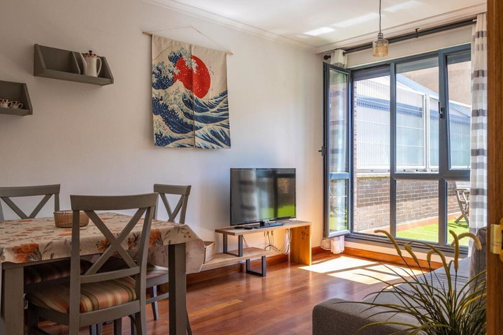 Myhousespain - Apartamento Con Patio En Frente De La Playa - Gijón