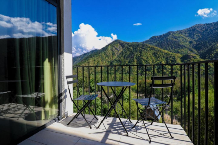 Emerald Borjomi Hotel - Georgia