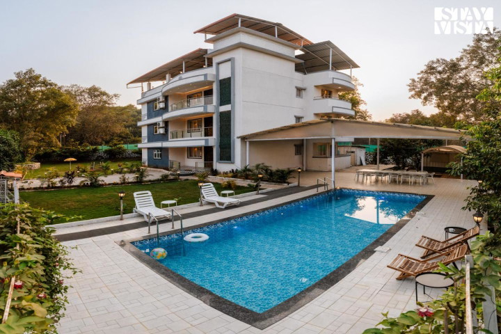 Grey Hues By Stayvista - 8bhk Villa With Private Pool & Bbq - Karjat