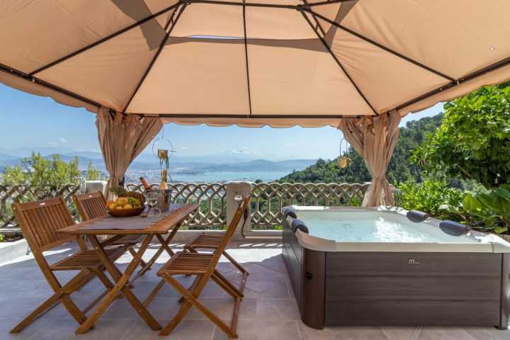 Golden View Holidays - La Spezia