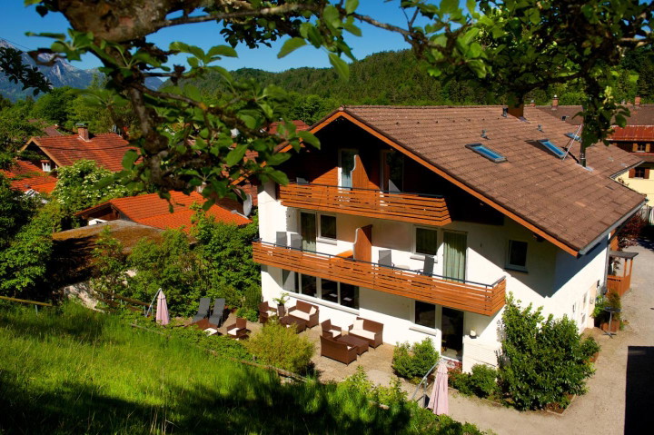 Ferienhaus Weiß, Sandra Weiß - Füssen