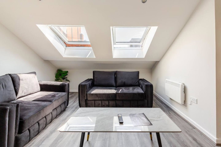 2-bed Apartment With Sofa Bed, Sleeps Up To 6, Perfect For Groups & Familie - Wirral