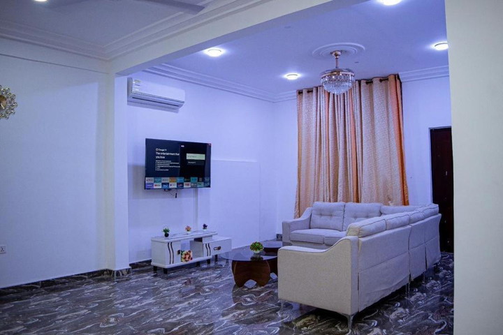 Peaceville Luxury Apartments - Ghana