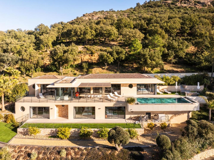 Villa De Prestige Avec Piscine Et Vue Mer 10 Personnes Grimaud - Saint-Tropez