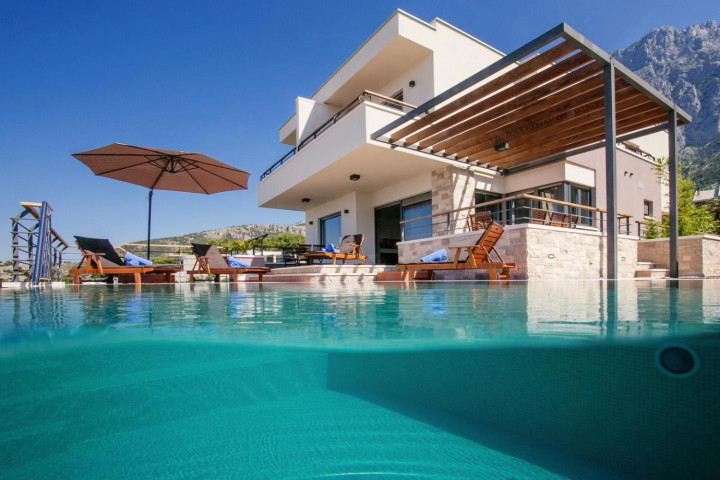 Villa View A Luxury Villa In Makarska, Heated Private Pool, Jacuzzi, Gym - Makarska