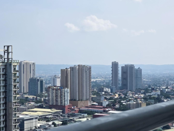 Citispace 1br Condotel Suite At Sm Light Residences #Lt13a - Makati