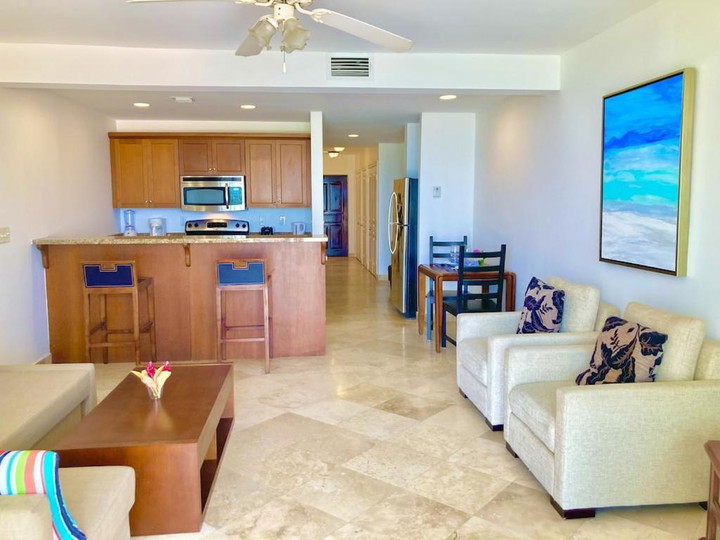 New Listing La Vista Azul Spacious 1 Bedroom Condo - Turks and Caicos Islands