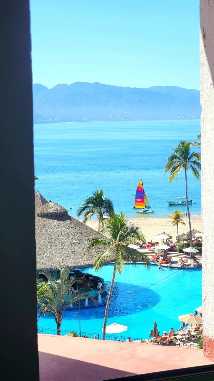 Ocean View 2br Apt At Resort, 1 Block To The Beach - Puerto Vallarta