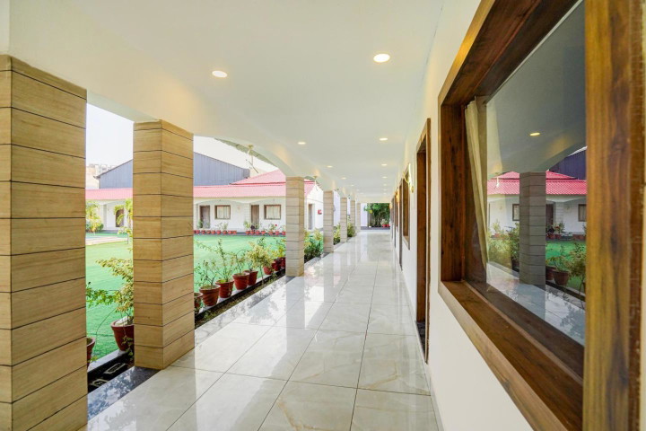 Townhouse Oak Rapti Riverview Formerly Red Chilly 3.o - Gorakhpur