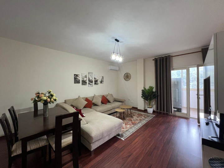Elly Apartment 2 - Albanien