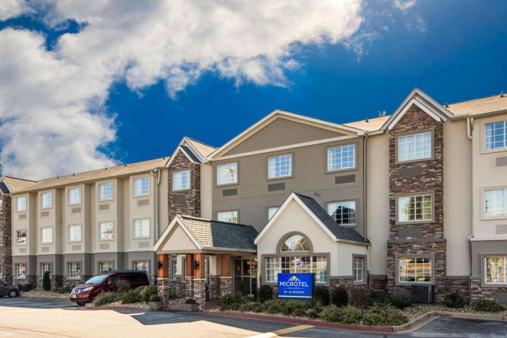Microtel Inn & Suites - Greenville - Greer, SC
