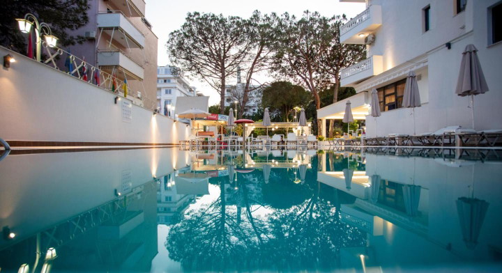Hotel Kapri - Albania