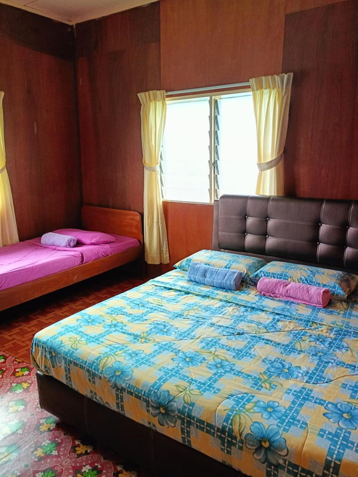 Bulan And Daud Homestay - Malaysia