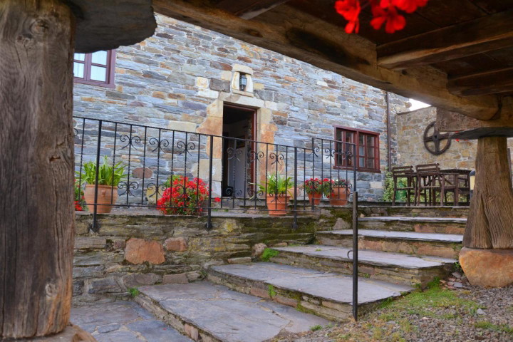 Apartamentos Rurales Ron - Asturias