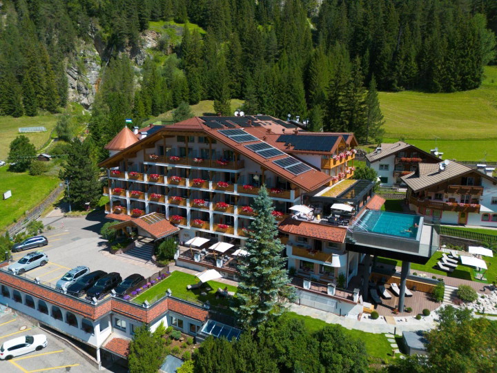 Hotel Cesa Tyrol - Arabba