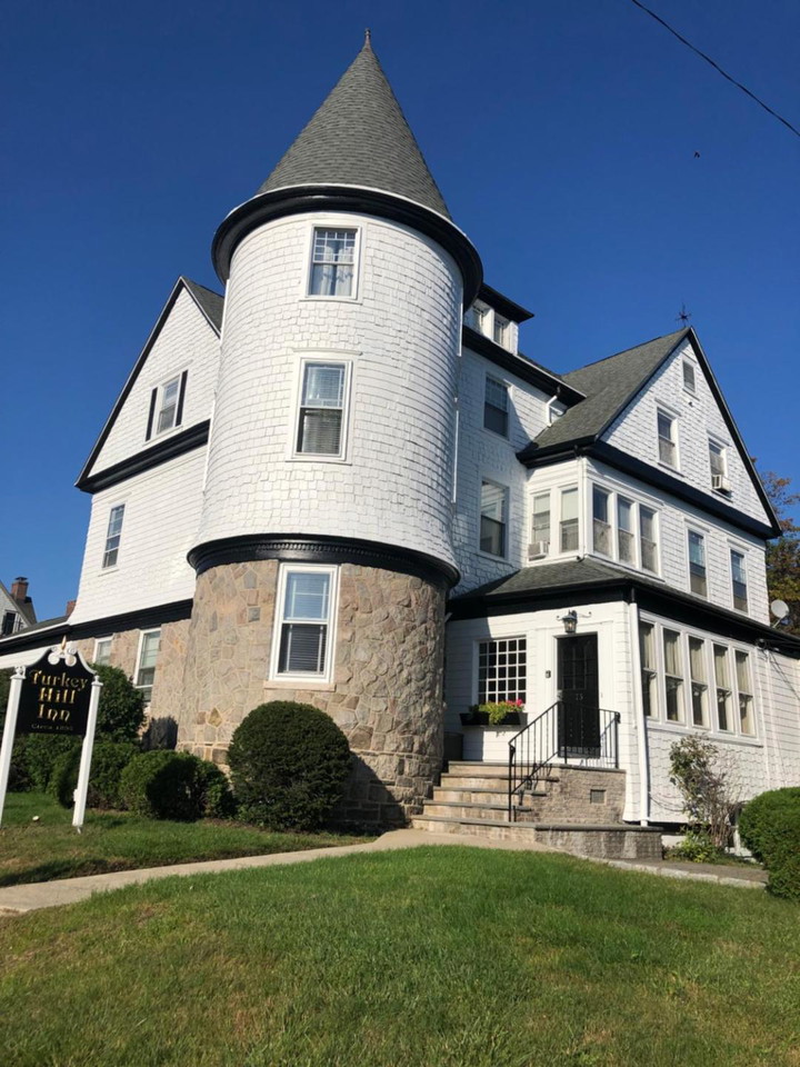 Turkey Hill Inn - Elizabeth, NJ