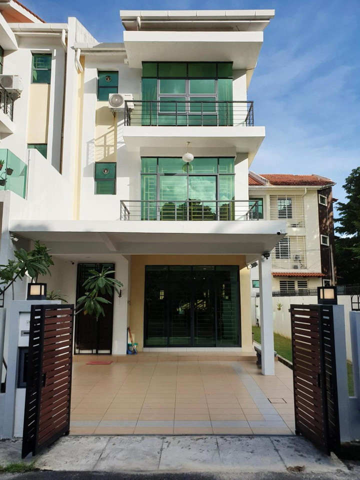 De Nest Holiday Home - Bayan Lepas