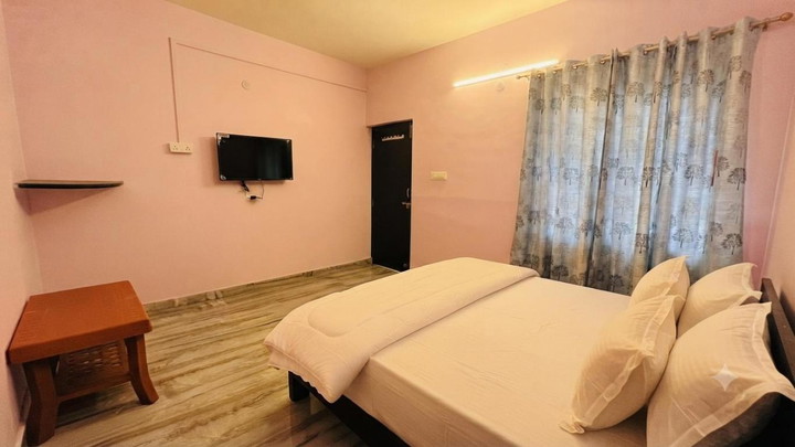 Yathaa Villa - Daman