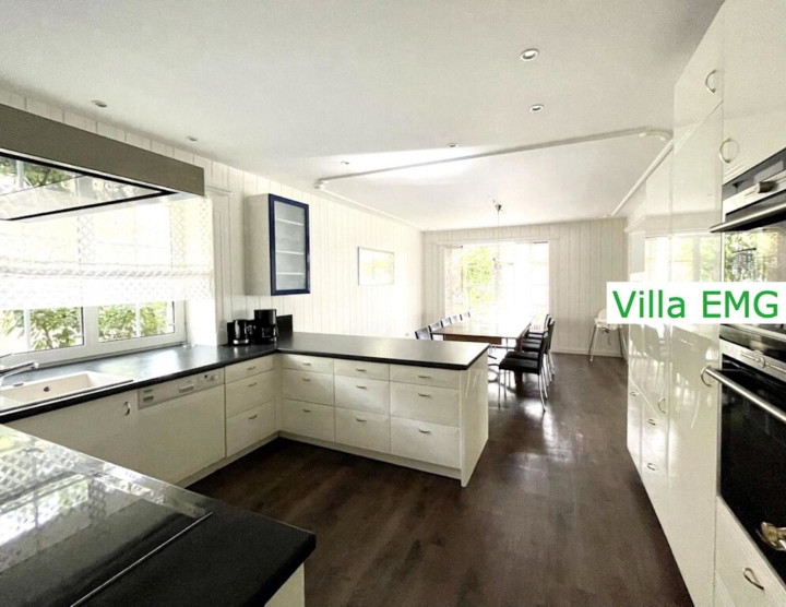 Ferienhaus Villa Emg Celle Nah Hannover Mit Pool, Kamin, Garten, Teich, Wald, Partyraum Für Familien Gruppen Bis 22 Personen - Celle