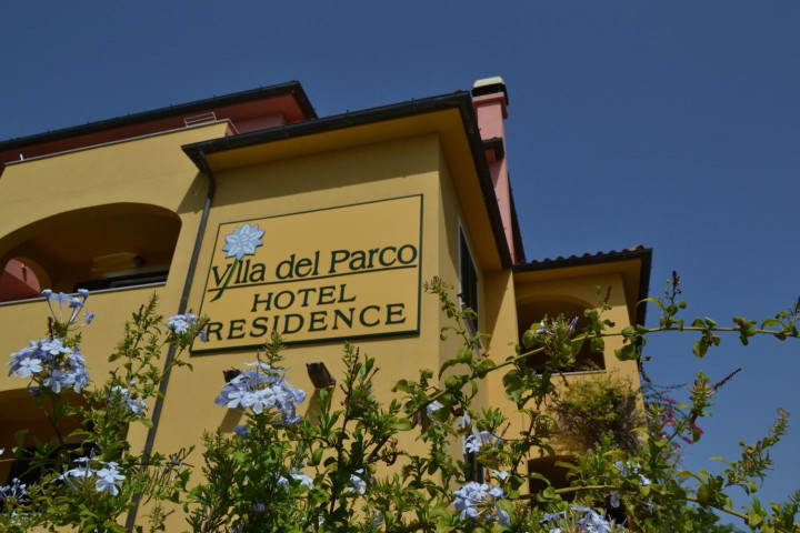 Hotel Villa Del Parco - La Maddalena