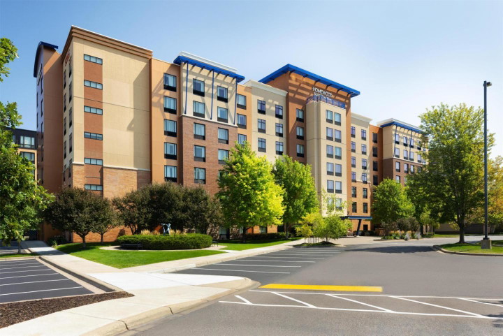 Homewood Suites By Hilton Minneapolis - Saint Louis Park At West End - Maple Grove, MN