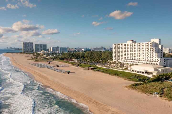 Fort Lauderdale Marriott Harbor Beach Resort & Spa - Hollywood, FL