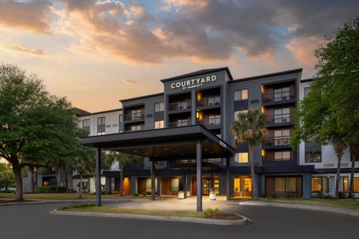 Courtyard By Marriott Myrtle Beach Barefoot Landing - North Myrtle Beach, SC