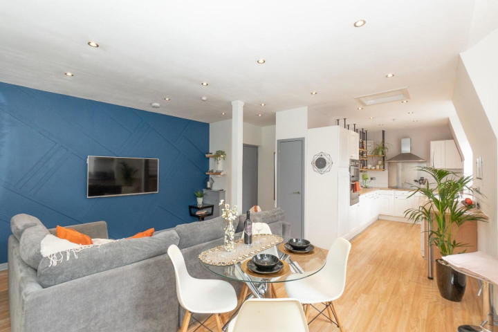 Vibrant City Centre Living - Aberdeenshire