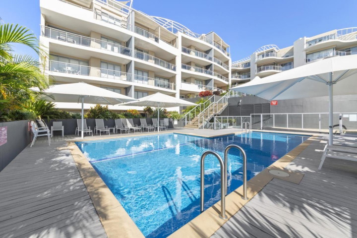 Cote D'azur Resort - Shoal Bay