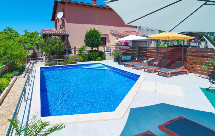 Wunderschönes Haus In Sibenik - Šibenik