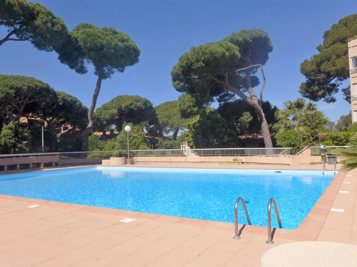 Apartment Le Zodiaque Ii-2 By Interhome - Hyères