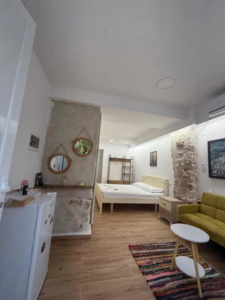Saranda Garden Rooms - Albania