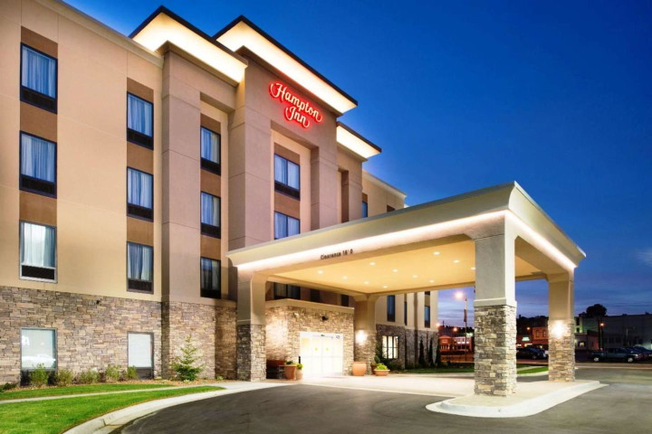 Hampton Inn Leavenworth - Leavenworth, KS