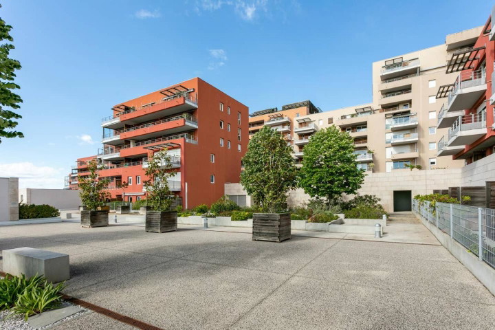 "Bien Vivre Ensemble" Aux Marches Du Soleil - Chambres Privées Chez L'habitant Dans Appartement Partagé - Mèze