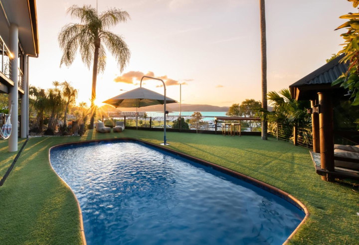 'Sail Away' Airlie Beach House With Marina Views - Airlie Beach