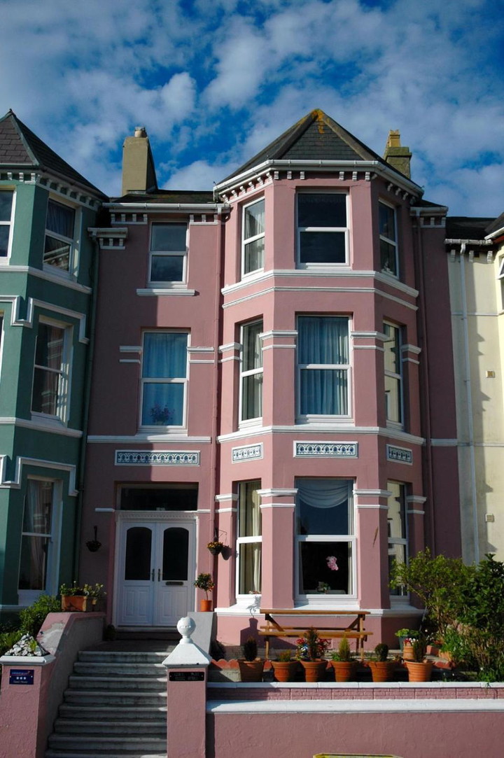 Athol Park Guest House - Isle of Man