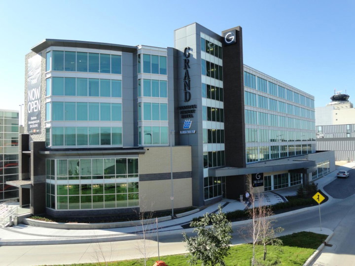 The Grand Winnipeg Airport Hotel By Lakeview - Winnipeg