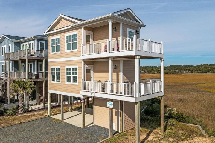 Tailwinds And Tides Second Row Stunning Ocean And Marsh Views - Holden Beach, NC