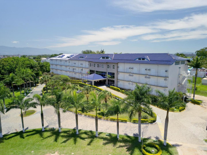 Colonial Plaza Hotel Pindamonhangaba - Pindamonhangaba