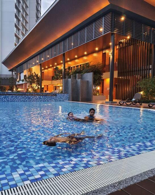 The Glass Homestay Putrajaya - Putrajaya