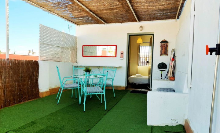 Homeyseville-duplex Con Terraza Santa Cruz 5 Pax, Parking Optional - Bormujos