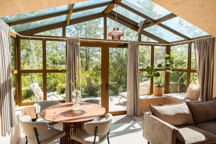 Duurzame Large Greenhouse Met Kasgevel - Heerenveen