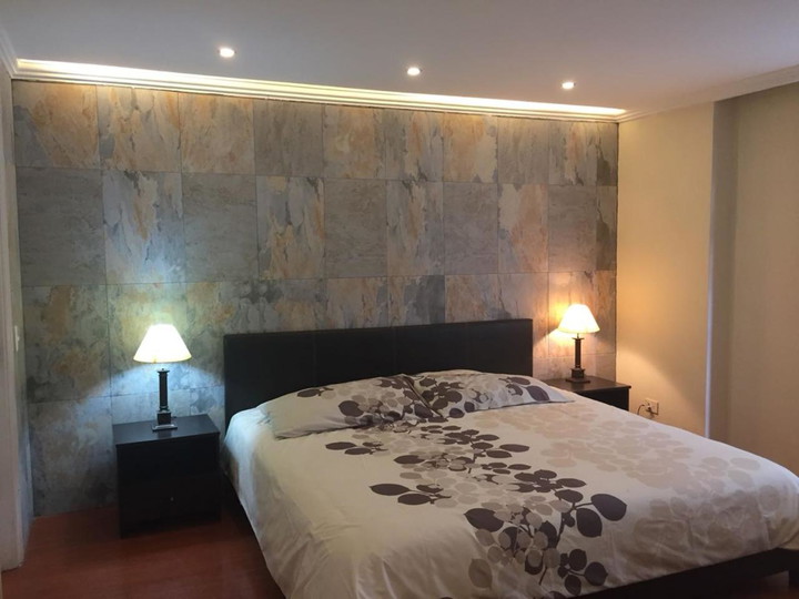 Fontana: Location + Pool - Quito